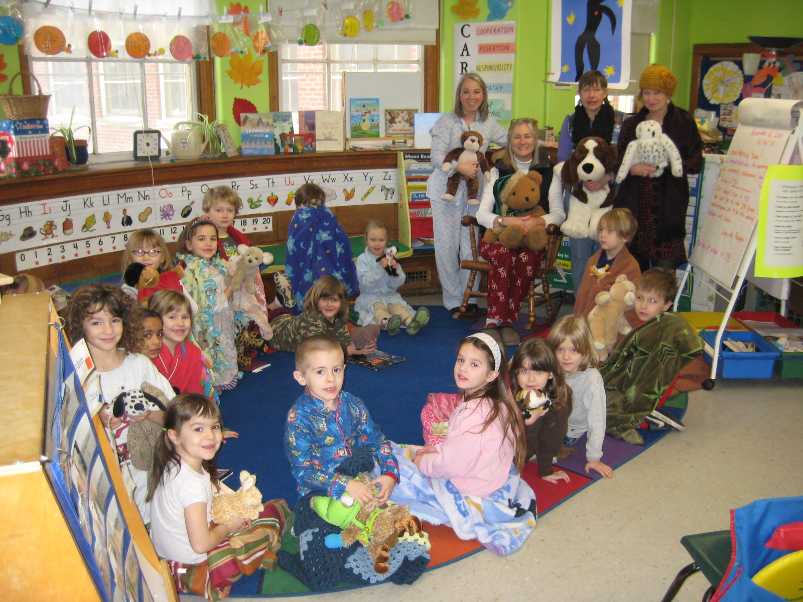 Mrs. Reagan's First Graders: Wow! Another classroom community ...