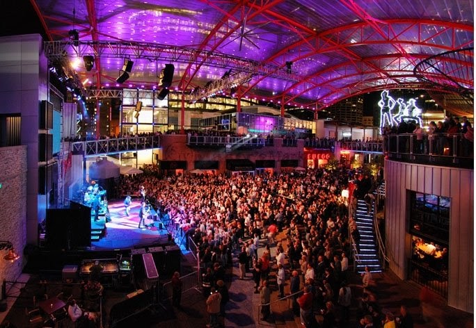 KC Live! New Year's Eve: Kansas City Live! on the Red Carpet