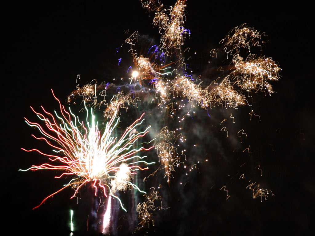 FREE God Wallpaper: Diwali Firecrackers Wallpapers