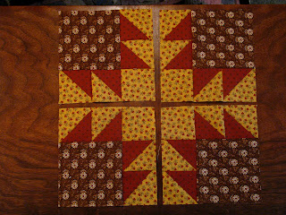 Welcome Home Farm: Oregon Trail Quilt: Bear Paw