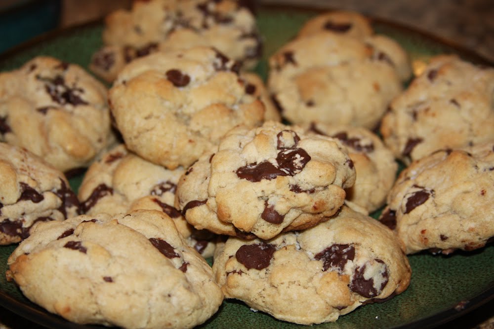 Blog of Yum: Alyssa's Famous Chocolate Chip Cookies