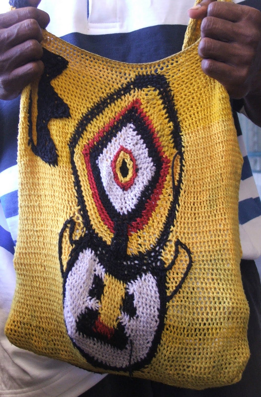 The Anuki Country Press: One bilum of a gift