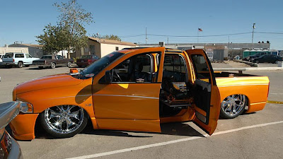 Planeta Automotivo: Dodge Ram Tunada e socada no chão