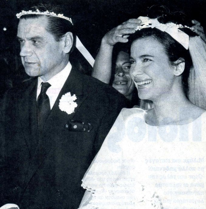 istorikesphotografies ΙΣΤΟΡΙΚΕΣ ΦΩΤΟΓΡΑΦΙΕΣ: ΤΖΕΝΗ ΚΑΡΕΖΗ-ΖΑΧΟΣ ΧΑΤΖΗΦΩΤΙΟΥ