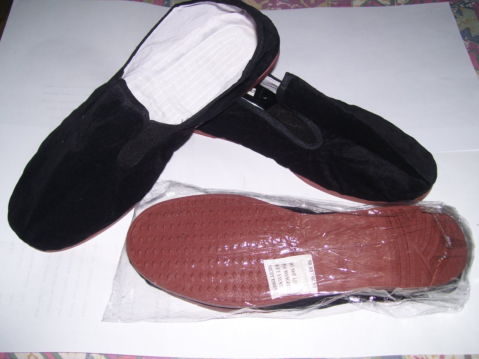 Tattoo The Earth Tour: Sekilas, sepatu Kung Fu..