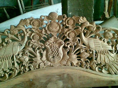 STUDIO UKIRAN KAYU HALUS