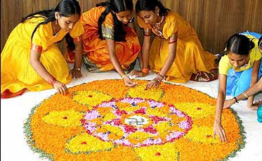 പ്രണയത്തിന്റെ പൂക്കാലം : Onam