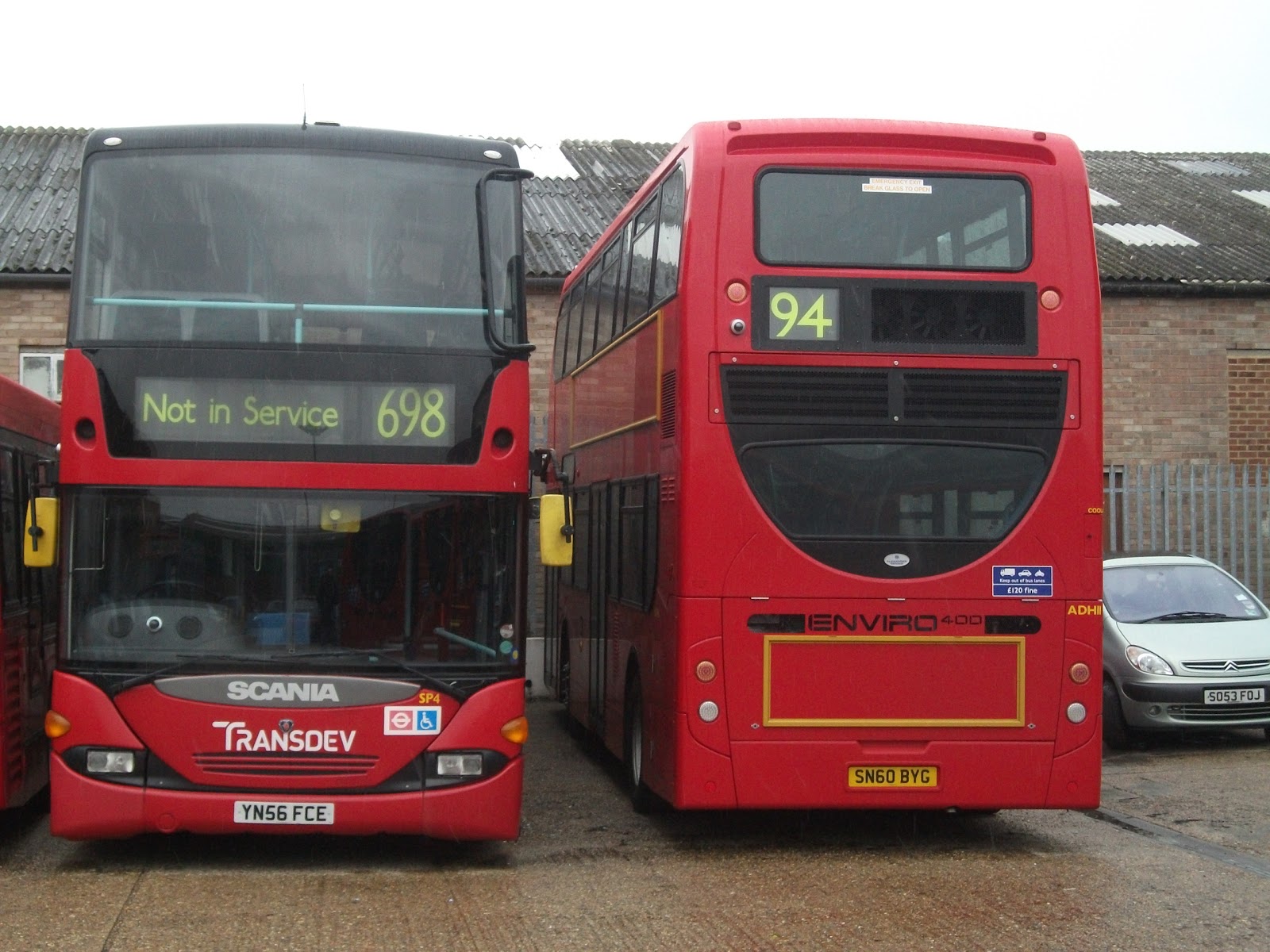 The Circle of London : London United Hounslow Heath Garage [HH]...ADHs