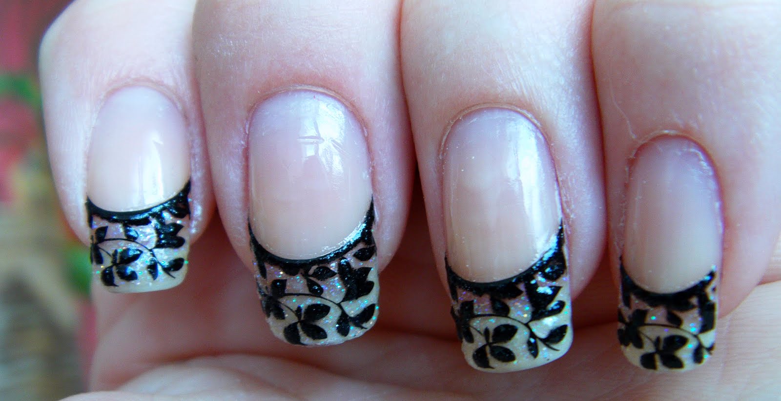 All about nails: Funky french manicure