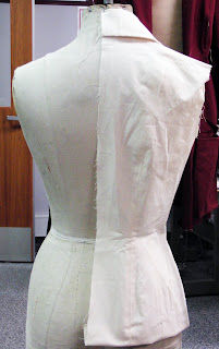 Tailoring a Jacket Diary: Tailoring Studio semester 2, 2009
