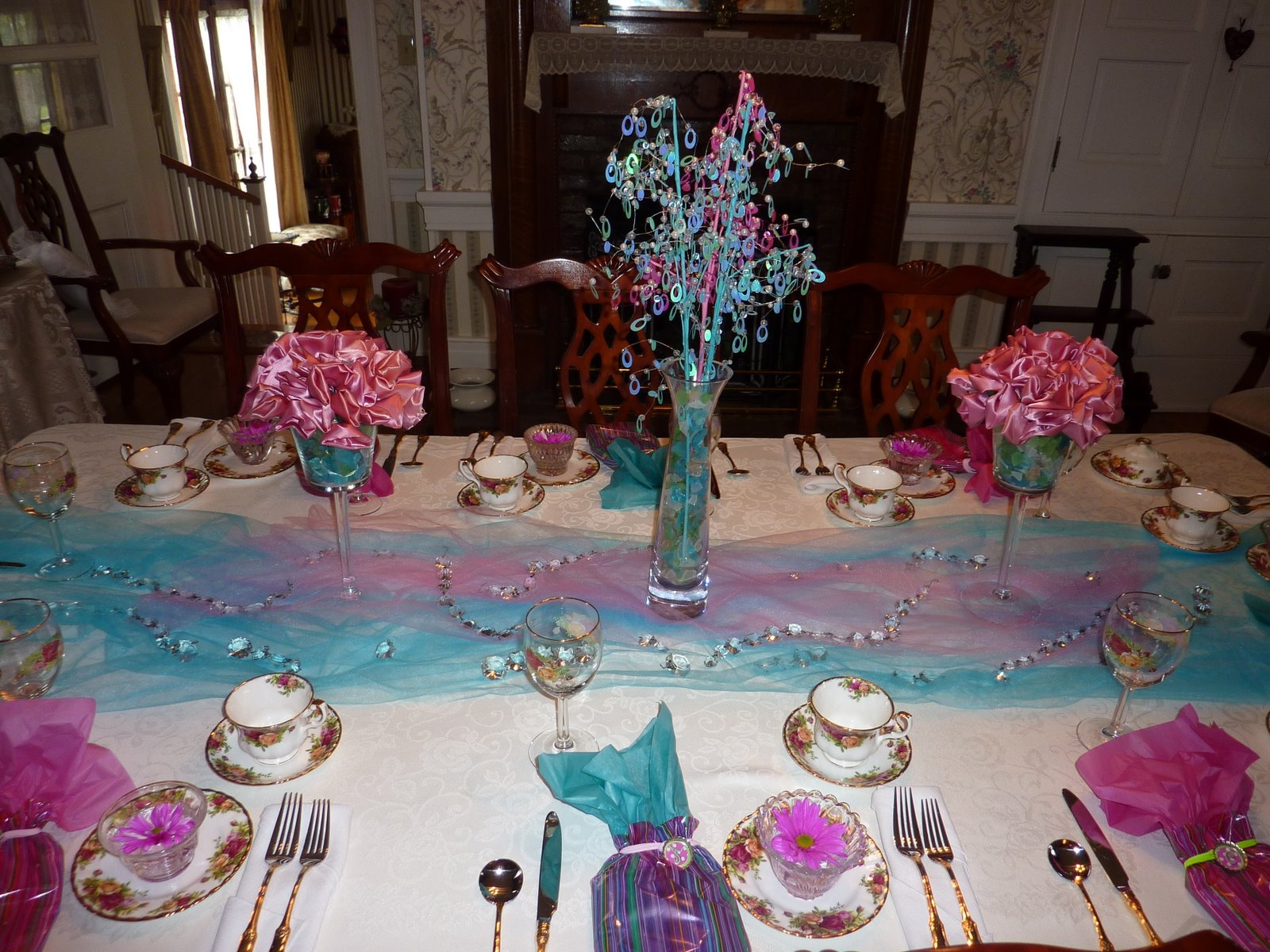 Dodd Daily Doses: Tea Party Fit For My Princess...