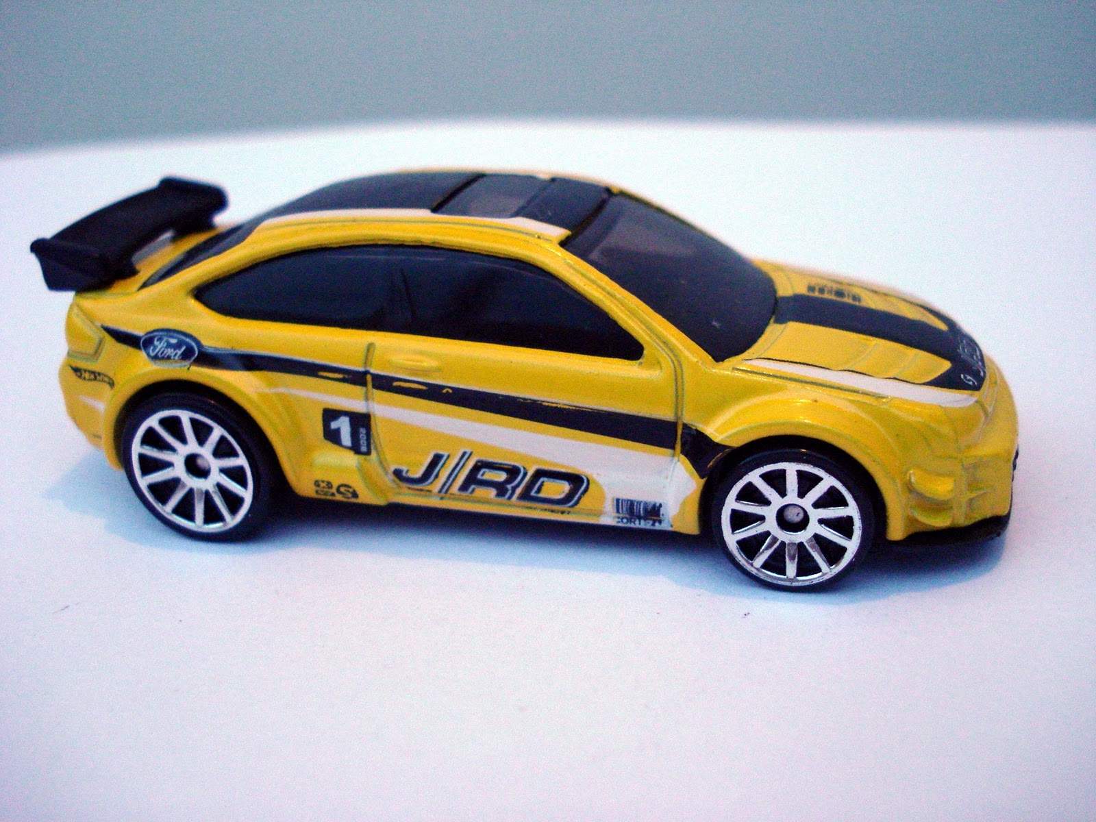 08 Ford Focus Hot Wheels - Hot Wheels Addiction