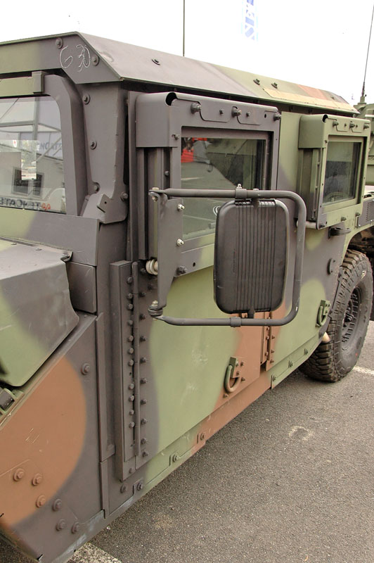 La Ca Nha de Dien Cai Dau: MRAP et HMMWV