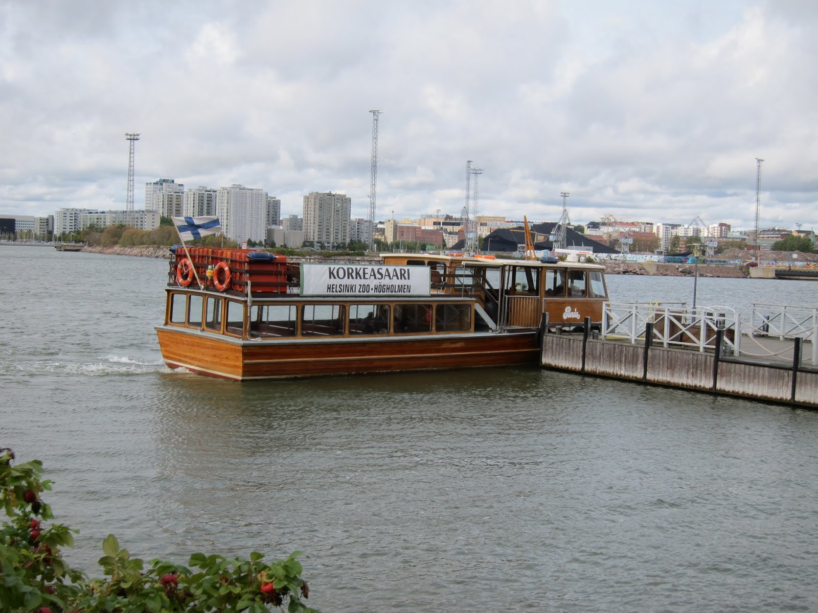 Tarinan tupa: Kukko kiekuu kuuelta