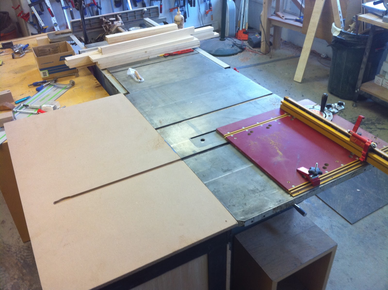 IDVW Design: A new outfeed table...