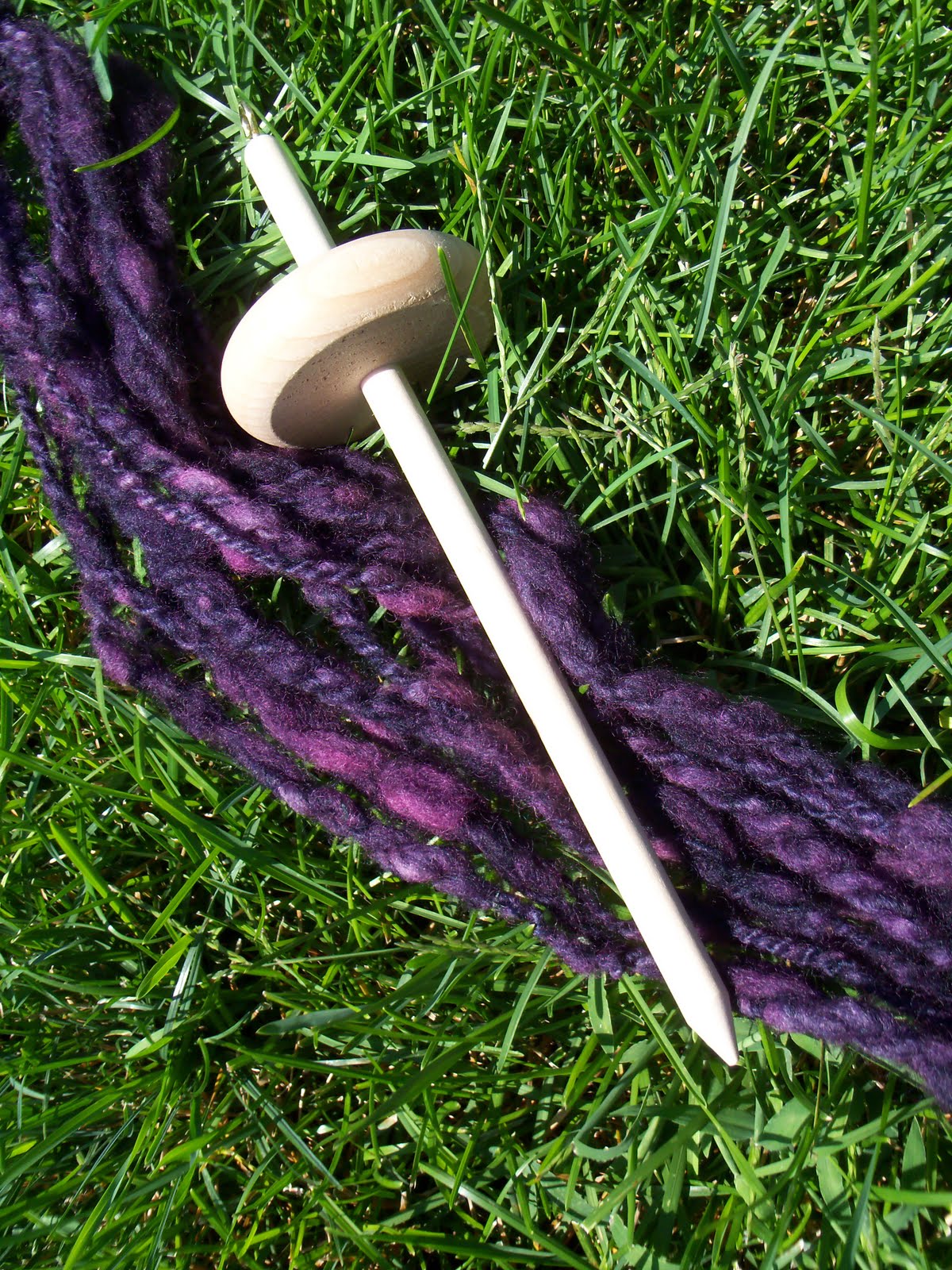 Early Bird Crafts: Hand spun and hand dyed