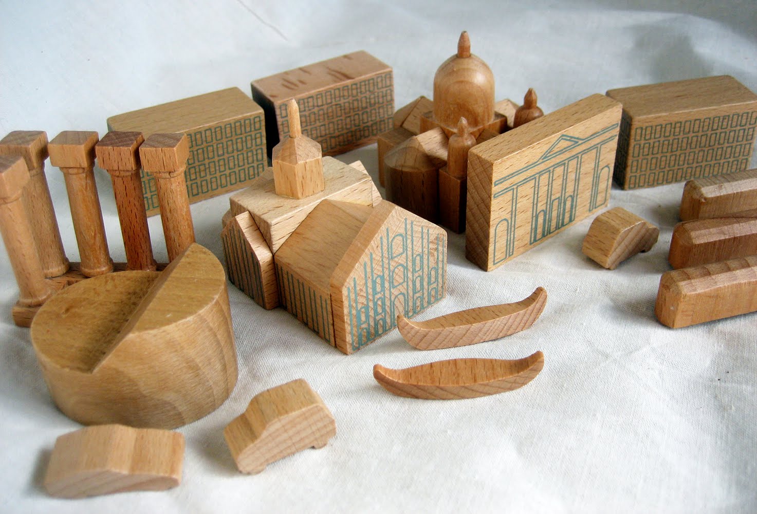 felt cafe: muji wooden blocks, the new felt cafe japan design shop, and ...