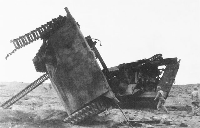 WORLD WAR II: Landing Vehicle Tracked