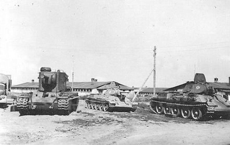 World War 2: KV-2 pictures revisited