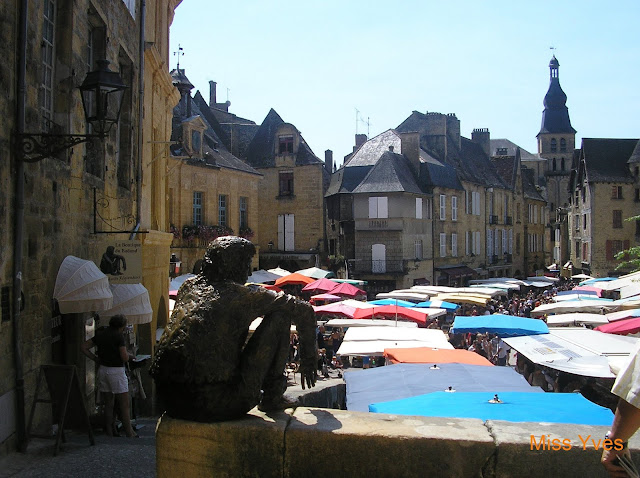 Photograff: le badaud de Sarlat