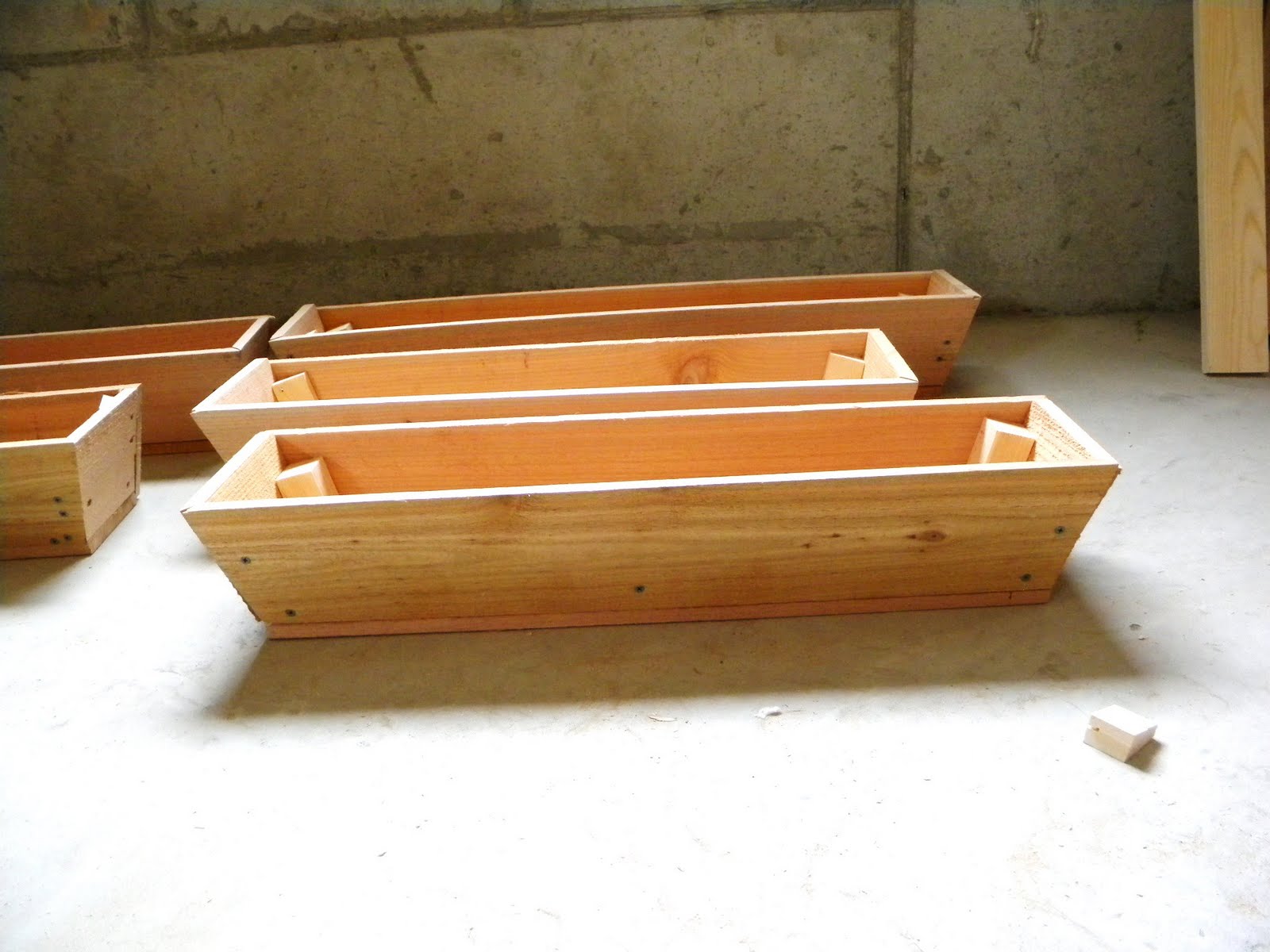 Thrifty and Chic - DIY Projects and Home Decor