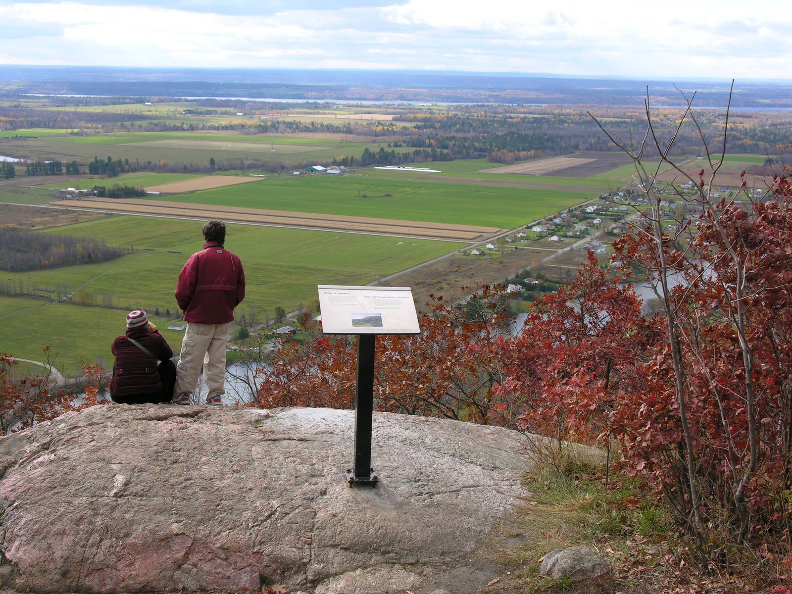 Hiking Trails of Ottawa: Five Fall Favourites