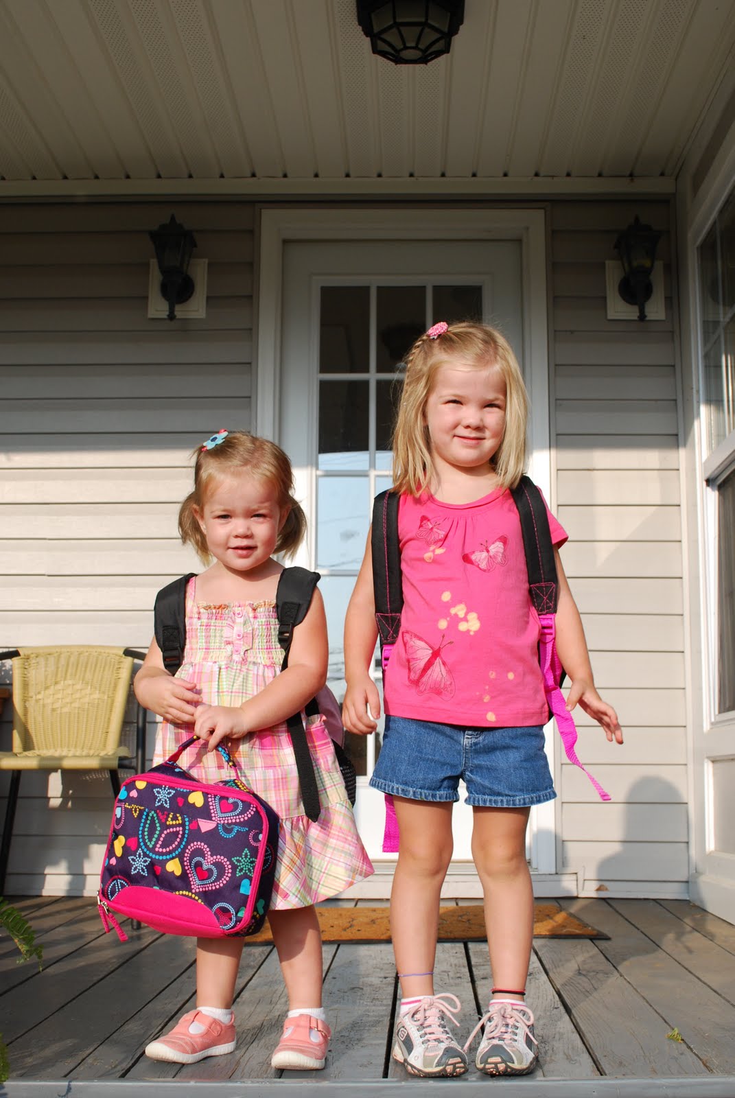 Wid Kids: girls go to preschool