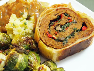 Sanctuary Sweets: Seitan and Vegetable Roulade | Animal Place