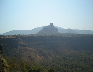 Karjat: Trekking to Peth Fort