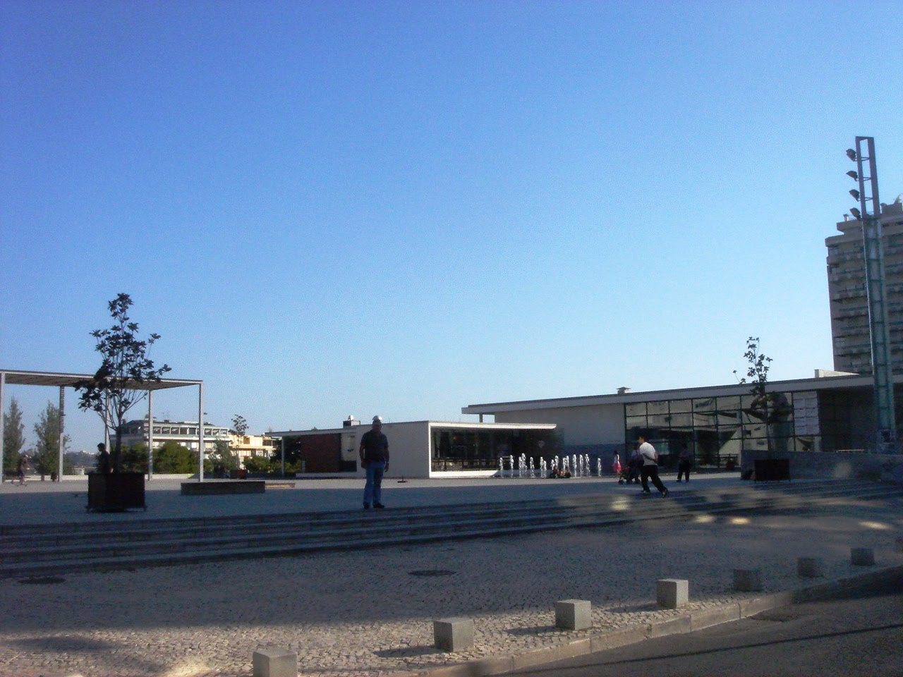 ∞ INFINITO’S ∞: Mais um "negócio" da Câmara Municipal de Almada