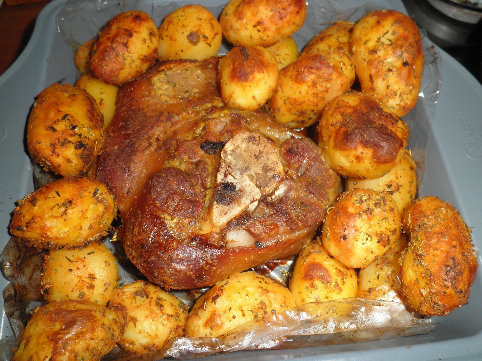 Alminos virtuvė/ Alminos cuisine: Kepta karka su bulvėmis ir raugintais ...