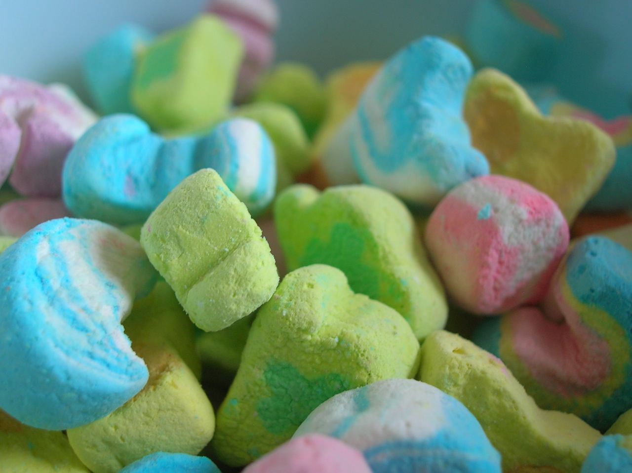 Lucky Charms Ice Cream | The Frozen Fix: Ice cream, sorbet, and frozen ...