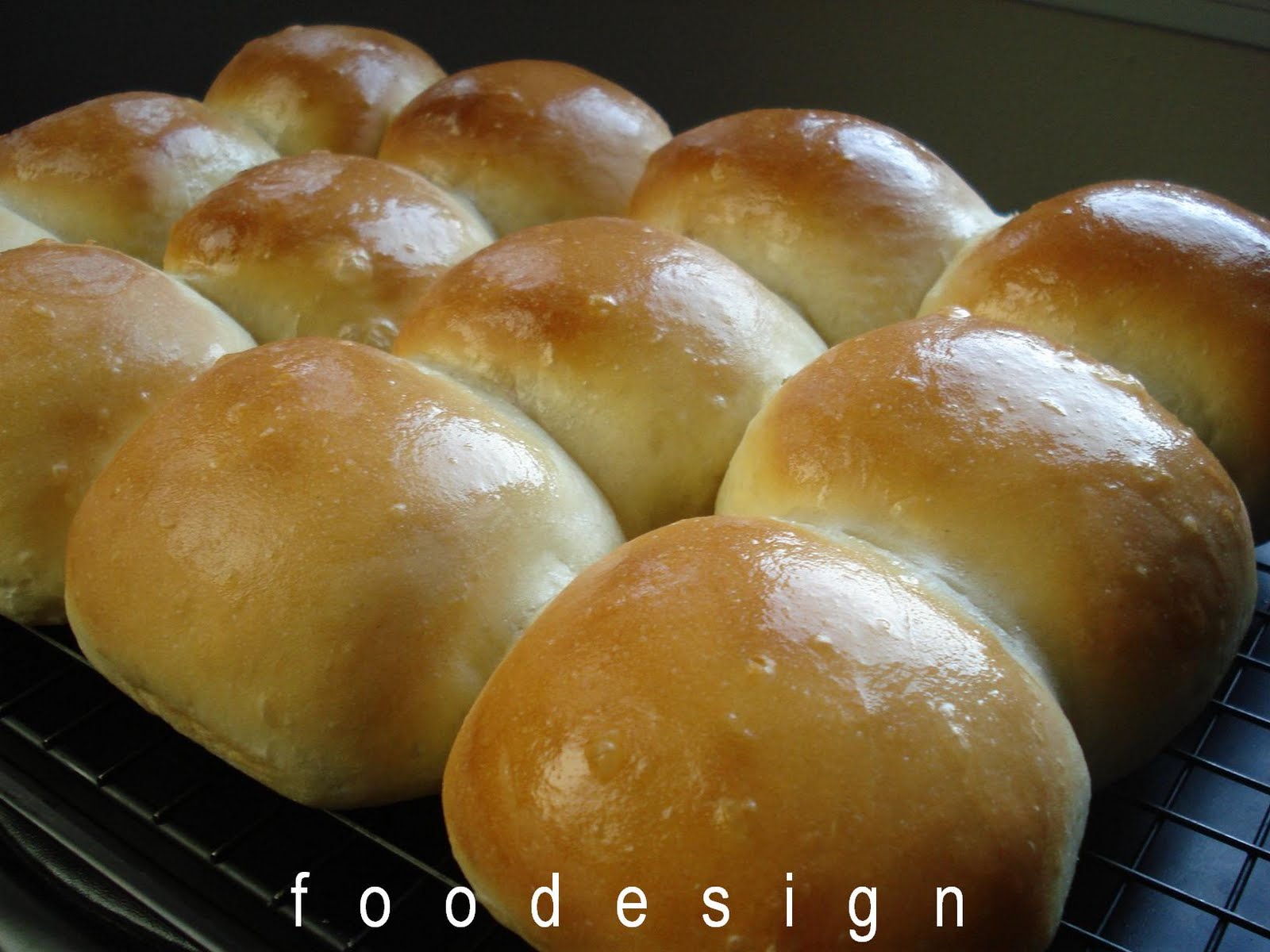 foodesign: basic soft dinner rolls