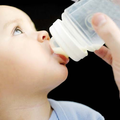 Bayi Tersedak Susu : Punca dan Bantuan Kecemasan | kkawan blogspot 2013