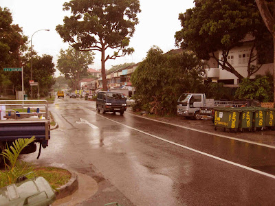 Singapore Trails: Walking Along Jalan Kayu
