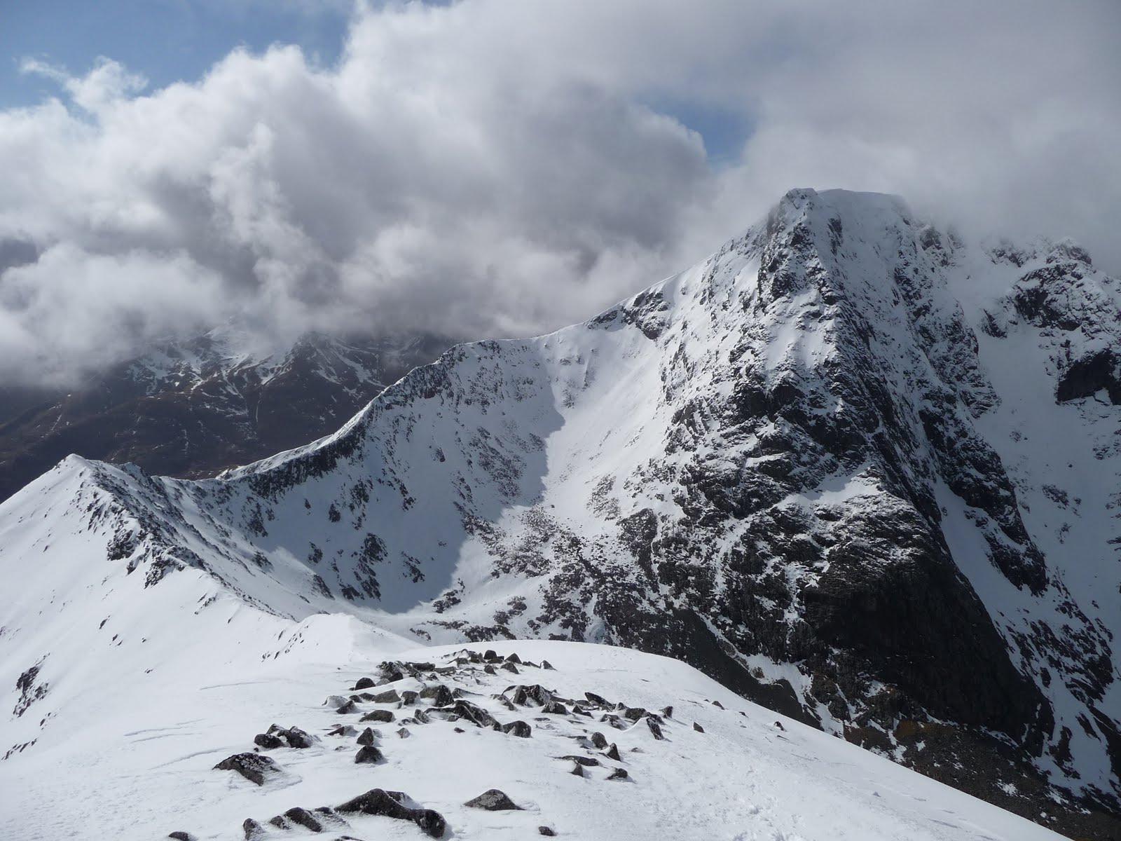 TARMACHAN MOUNTAINEERING: CMD ARETE & BEN NEVIS
