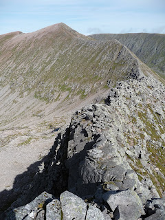 TARMACHAN MOUNTAINEERING: LEDGE ROUTE & CMD ARETE, BEN NEVIS