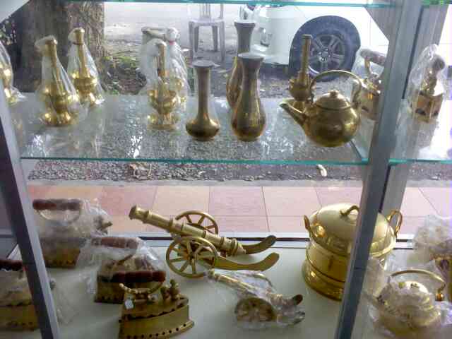 SRI PERTUKANGAN WARISAN ANTIK KELANTAN