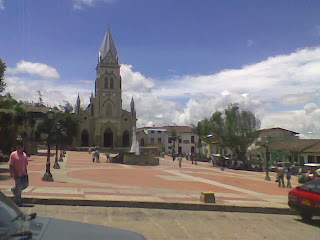 CHIPAQUE: CHIPAQUE PUERTA DEL ORIENTE