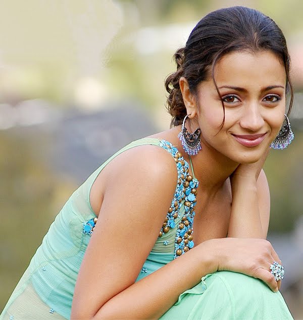 Free Wallpapers: Thrisha Krishnan wallpapers