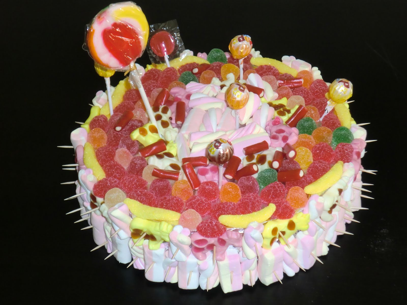 Bolos de Cá - Bolos Decorados.: Bolo de Gomas