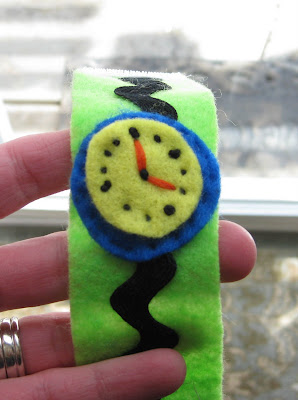 april's craft nest: felt watch