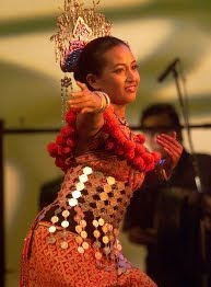 GEMALA KENCANA RIAM: Tarian Etnik 1 : Ngajat Iban