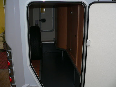 ÍNDICE FOTOGRÁFICO DE ACS, CARAVANAS Y CAMPERS: ADRIA VISION I 647 SG
