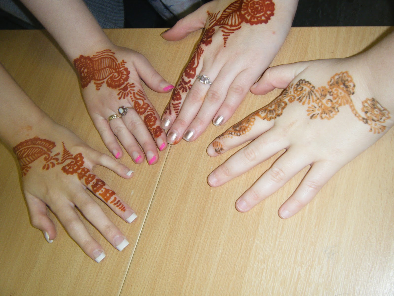 ASHIANA: Henna Party!!!
