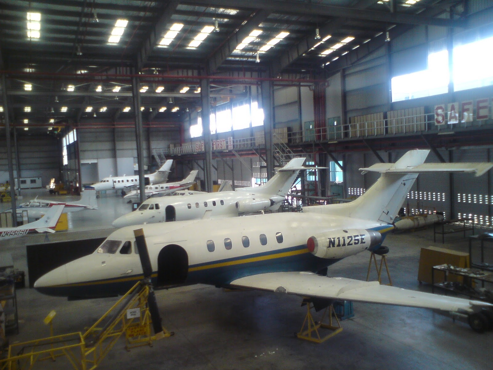 It's all about Aviation |: Tugas ‘Aircraft Maintenance Engineer’