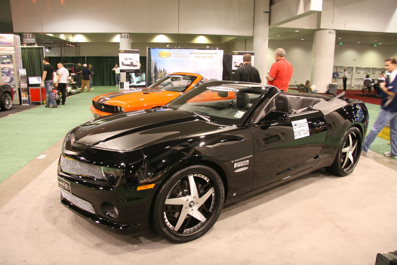 Four Eyed Foxbody: SEMA 2009: A pair of Camaro convertibles