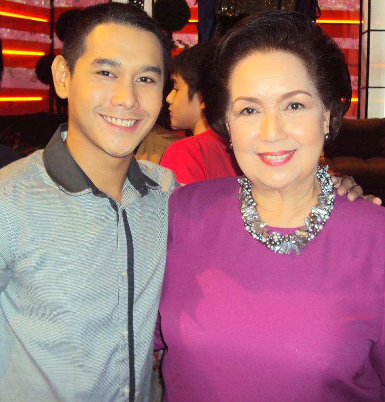 SUSAN ROCES: SAMPAGUITA & LVN PICTURES STARS IN "WALANG TULUGAN ...
