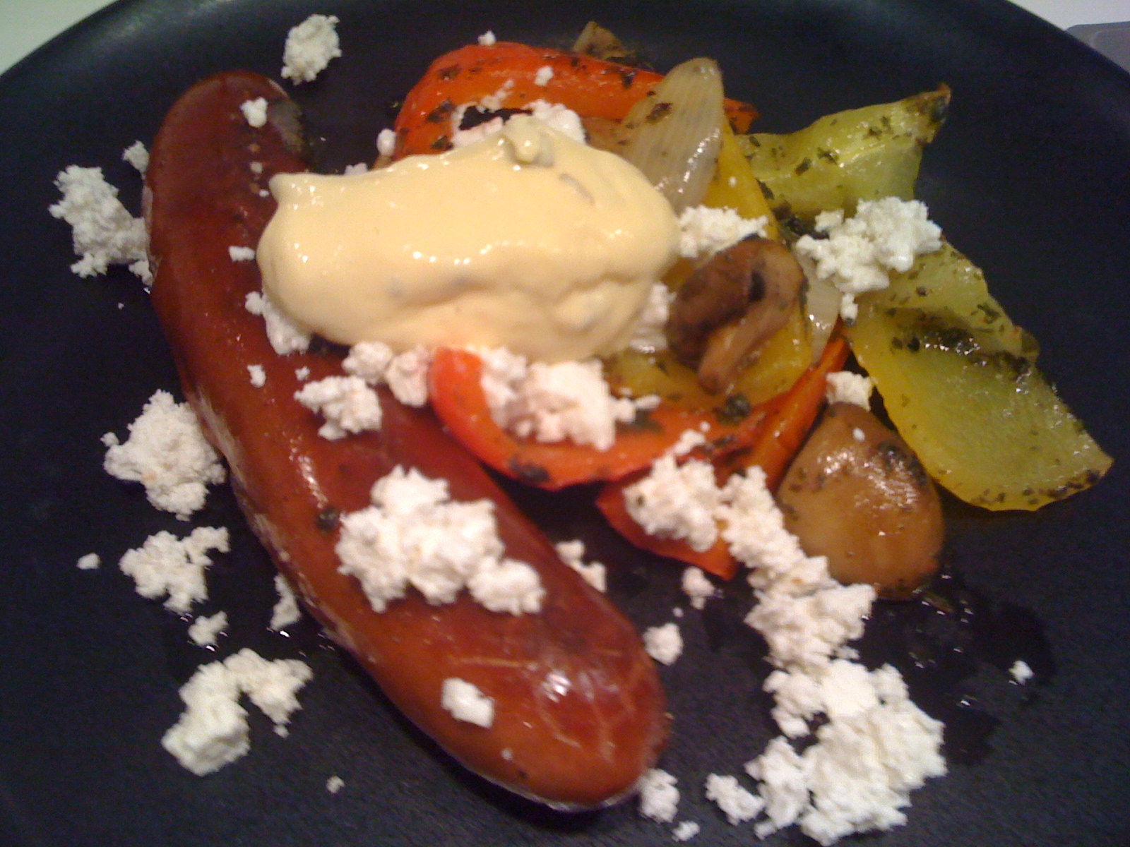 Frukost, lunch och middag.: Stekt korv med ugnsgrönsaker