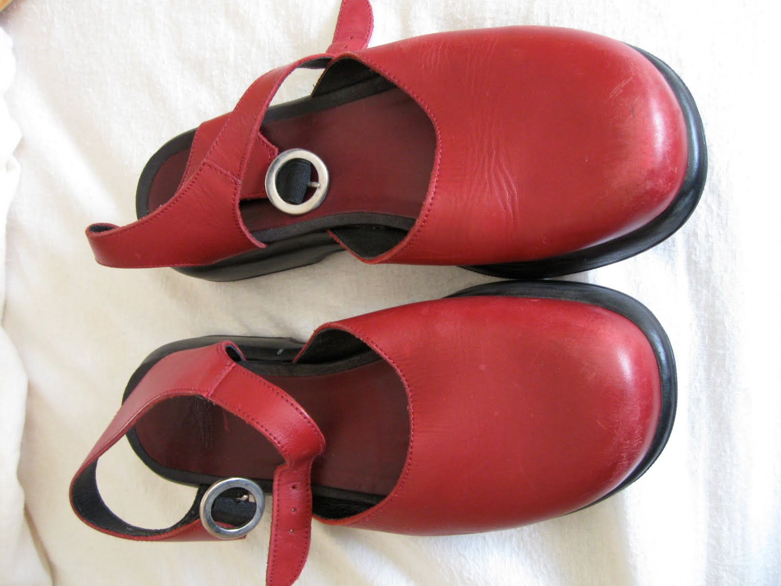 The Thrifty Garde Robe: Thrifted Shoes Upcycled